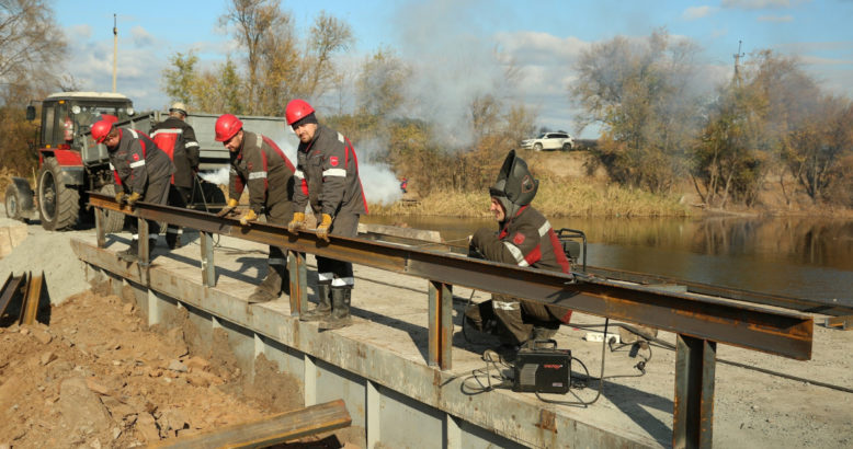 Ingulets Mining restored the crossing in the village of Shiroke — War ...
