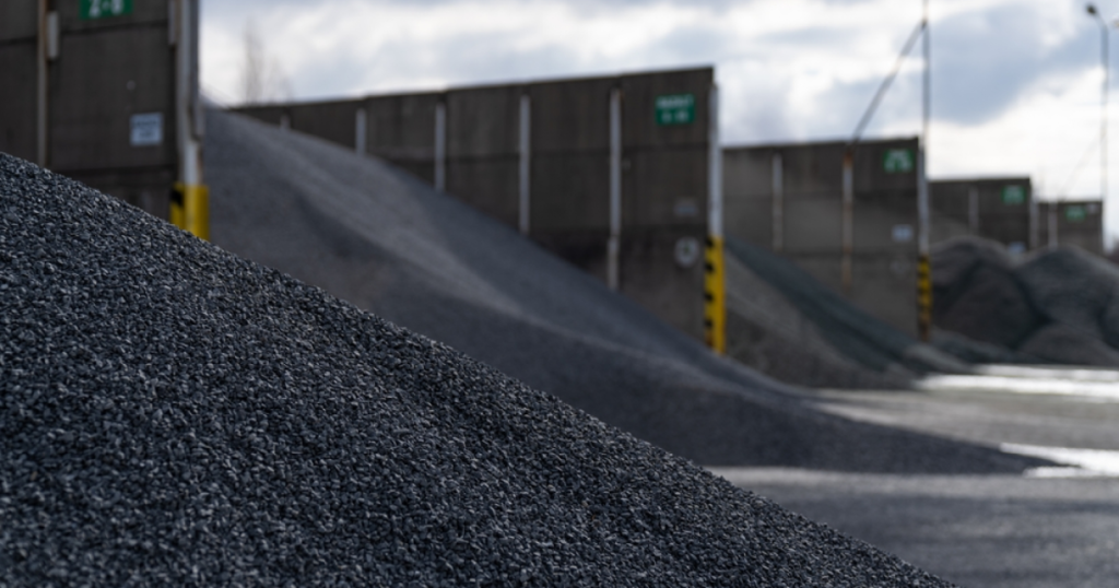 Global coal demand to reach record high in 2024 - IEA